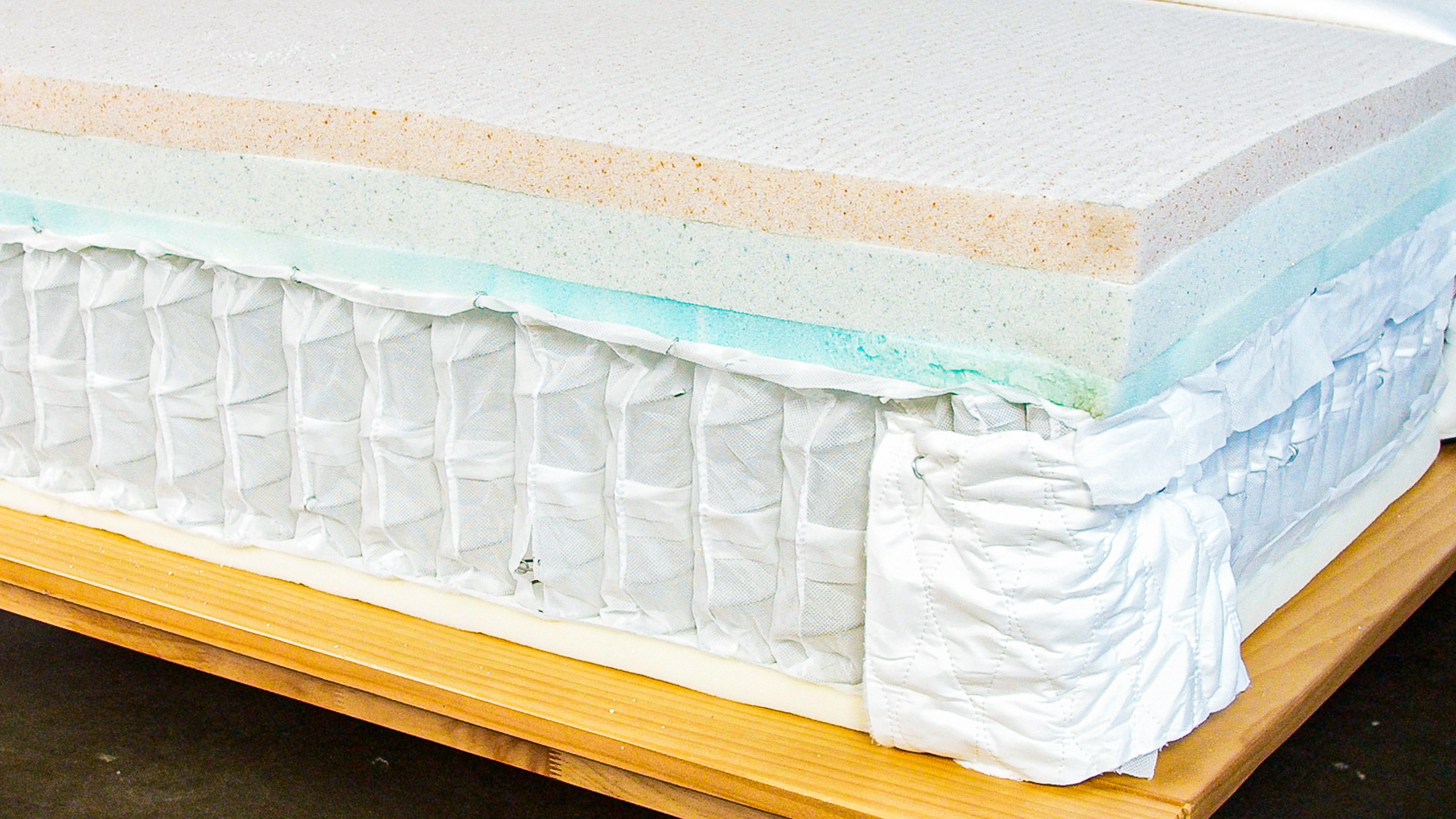 Best Cooling Mattress for Hot Sleepers of 2026: Tested by Experts